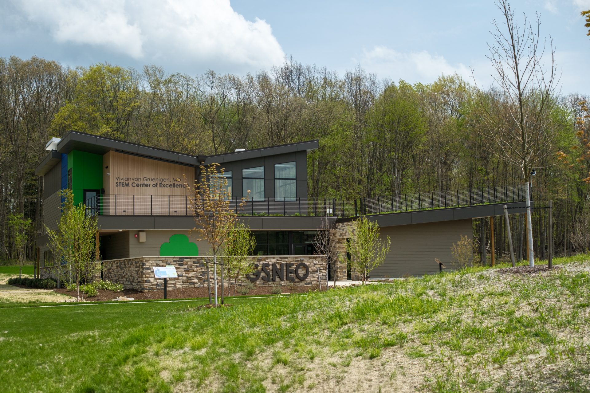 STEM Center of Excellence | Girl Scouts of North East Ohio